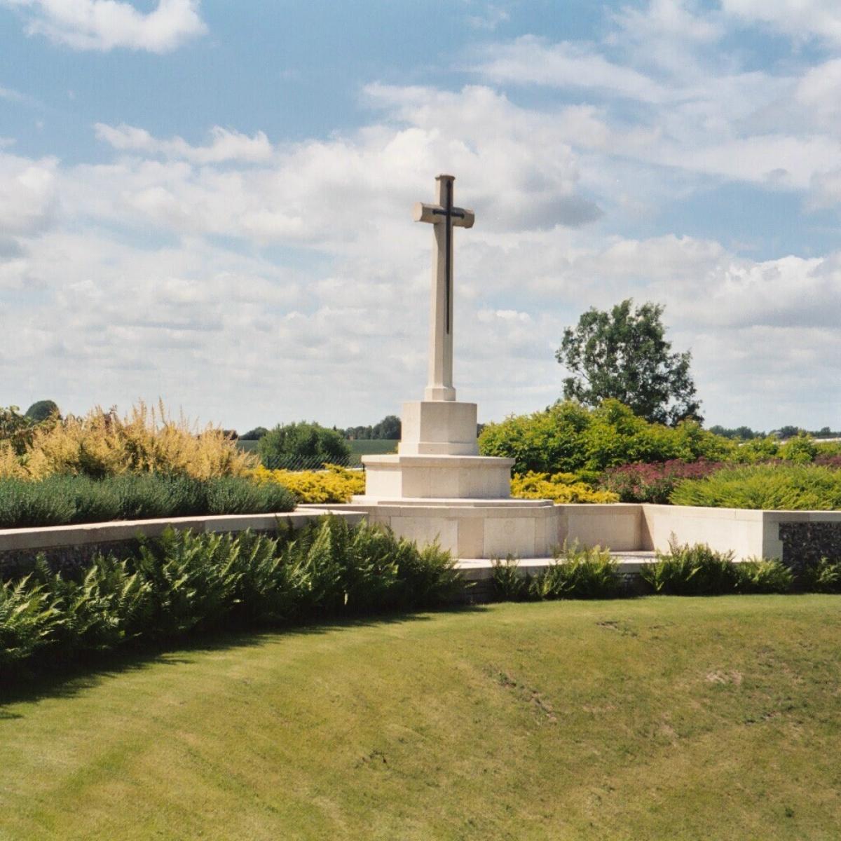Lichfield and Zivy Crater Thelus | Collines et Plaines d’Artois 14-18 ...