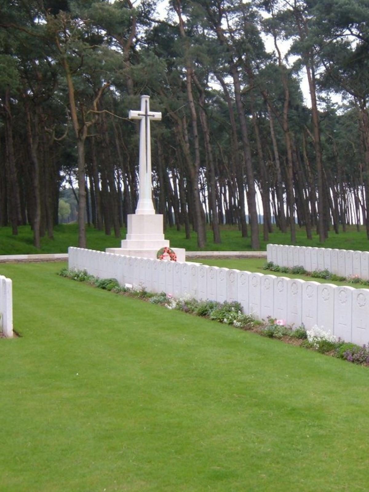 Givenchy Road Canadian Cemetery | Collines et Plaines d’Artois 14-18 ...